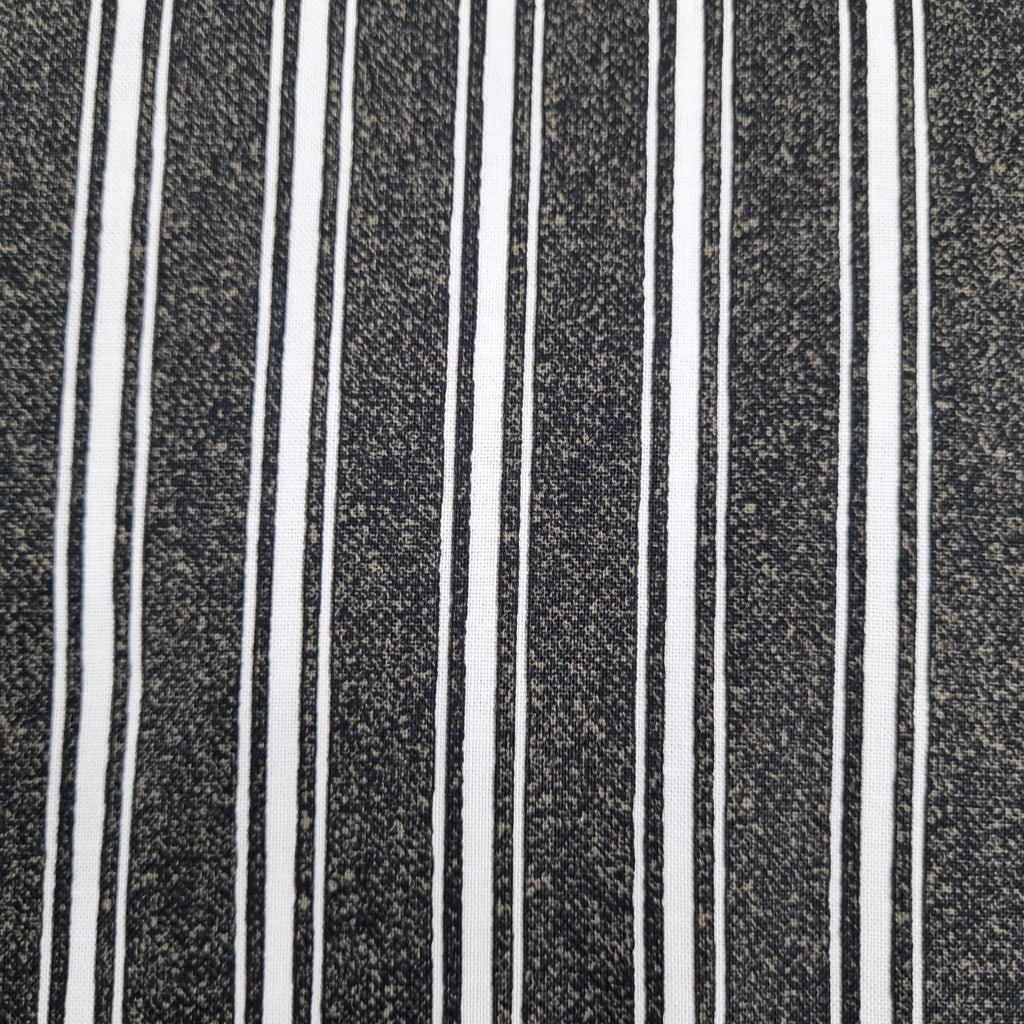 Queen of Ween - Black Stripe – Aroha Quilts